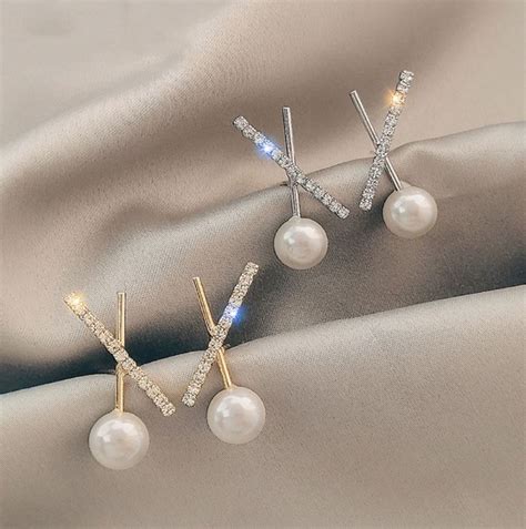 11당일 X비즈 스터드 귀걸이 심플 화려 골드 실버 작은 드롭 롱 딱붙는 하객 웨딩 진주 친구 생일 선물 미니 나비 우정 생일 하트 큐빅 귀걸이 에이블리