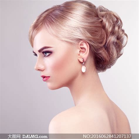 模特头像侧面 千图网