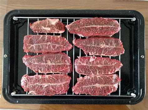 요리 오븐으로 부채살 스테이크 만들기 잡동사니