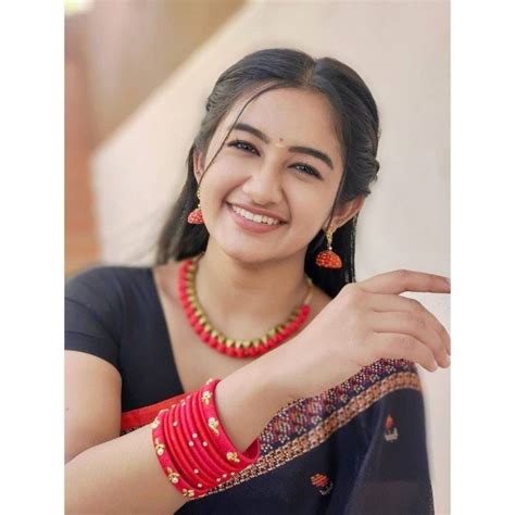 Raveena Daha Aka Raveenaa Daha Photos Stills Images