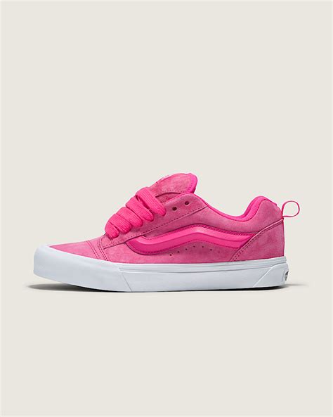 Knu Skool Shoe In Pink Glo Vans