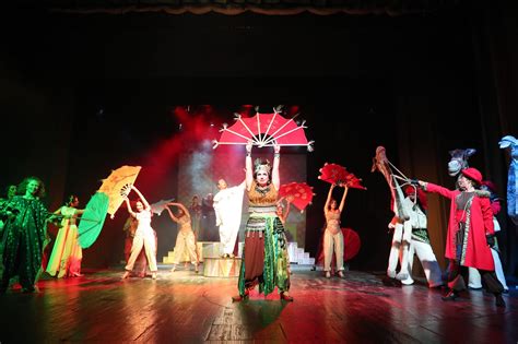 მ ნოდარ დუმბაძის სახელობის მოზარდ მაყურებელთა თეატრი