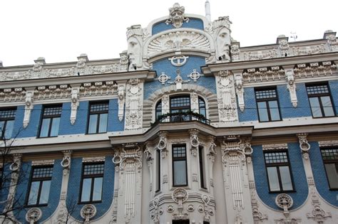 Upptäck Jugendhusen I Riga Lettland Freedomtravel