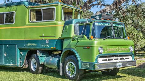 Coe Camelot Cruiser Is A Castle On Wheels Ford Trucks