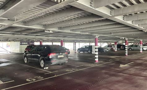 Водії можуть забрати свої автомобілі з паркінгу аеропорту «Бориспіль Вечірній Київ