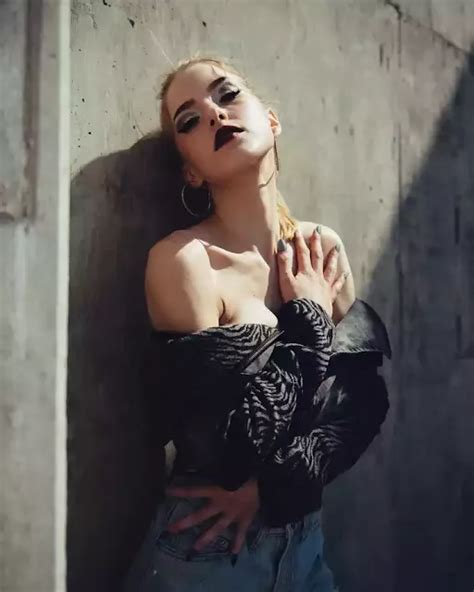 Octavia Red Wiki Height Age Bio Family Facts Net Worth