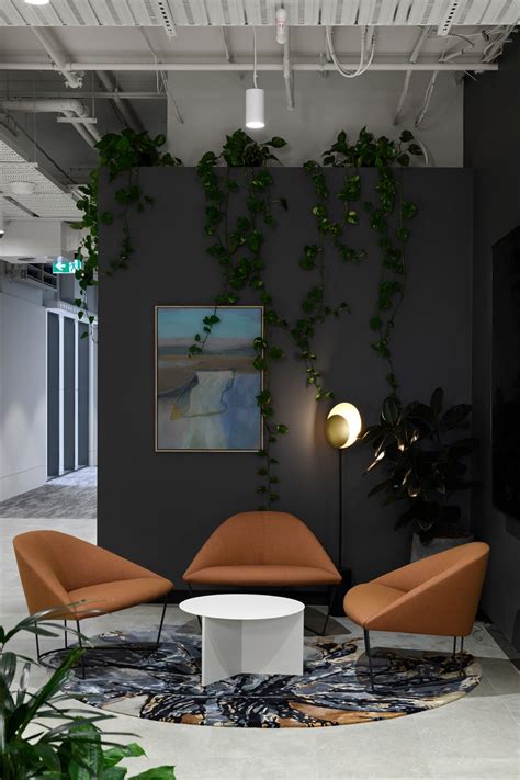 Mobo Co Base Architecture