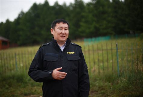 “Агаарт алхангаа орчноо цэвэрлэе” аяныг зохион байгуулж байна