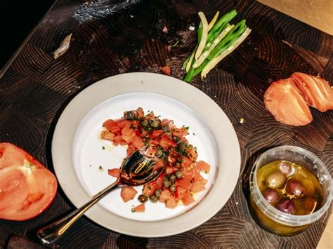 Salade Niçoise Met Tonijnsashimi à La Sterrenchef Nicolas Misera