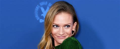 ‘criminal Minds Aj Cook Stuns Fans By Cutting Her Hair Short For New