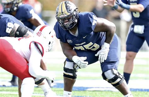 Meet 2024 Nfl Draft Prospect Roderick Ross Jr Ol Wingate