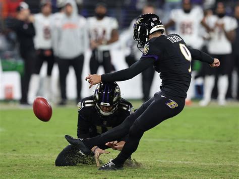Nfl News Baltimore Ravens Kicker Justin Tucker Moonlights As Opera