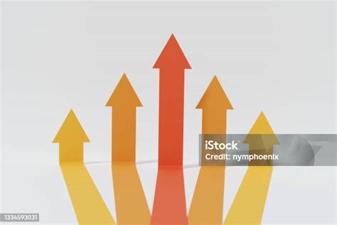 같은 시작부터 5개의 주황색과 빨간색 화살표가 올라간다 라인 화살표 그래프가 퍼지고 흰색 배경에서 격리된 추상 재무 차트 개선에 대한 스톡 사진 및 기타 이미지 Istock