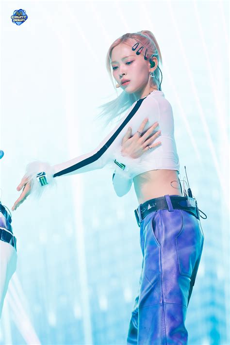 240111 Itzy Ryujin Born To Be And Untouchable At M Countdown