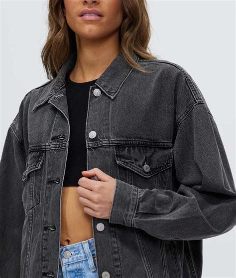Milly Alcock Season 02 Upright Meg Denim Jacket Jackets Expert