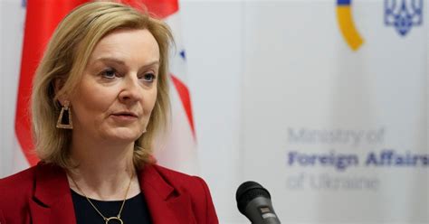 Британія наступного року витратить щонайменше 2 63 мільярда доларів на військову допомогу Україні