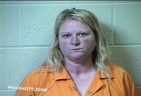 Mcgaha Sara Treasa 05 06 2023 Pottawatomie County Mugshots Zone