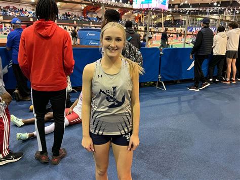 Hs Sports Notebook Sea Runners Make Waves At Bishop Loughlin Games