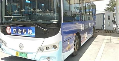 打造移动式法治讲堂，孝感首条法治公交普法专线正式开通腾讯新闻