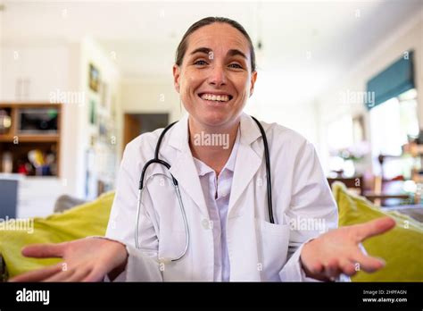 Explaining Millennial Hi Res Stock Photography And Images Alamy