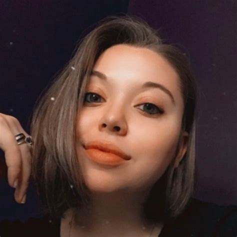 Julia Pavan Linkedin