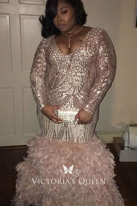 Plus Size Gold Sequin Long Sleeve Feathers Prom Gown Vq