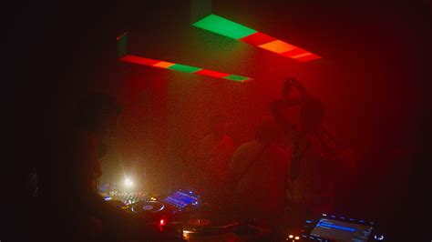 Magnetic Bradley Zero Alex Mccracken Victor Florescu Brooklyn New