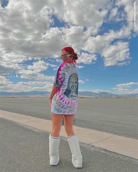 Karol G Nude The Fappening Photo Fappeningbook