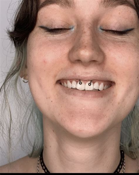 Piercing Artist Dejak Oleksandra Vean Germany