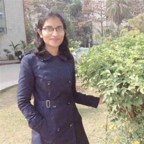 What Are Some Convolutional Neural Network Architectures For Photometric Redshift Estimation