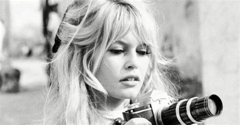 De Brigitte Bardot Bangs Worden Dit Jaar So Wie So Een Hit Flair