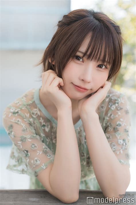 画像133 えなこ、変形ビキニで美バスト際立つ「くびれ綺麗」「最強スタイル」の声 モデルプレス