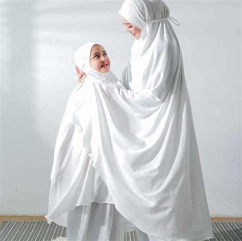 مدل چادر نماز زیباترین مدل های چادر نماز برای جشن تکلیف و بزرگسالان