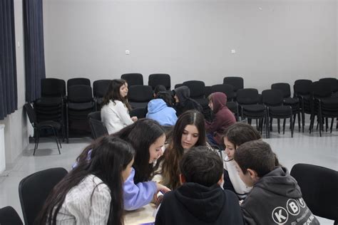 თბილი თბილისის ილია ჭავჭავაძის სახელობის N23 საჯარო სკოლა