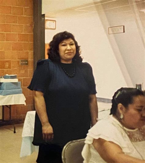 Due To An Unfortunate Incident My Cousin Doesnt Have Many Photos Of Her Mom Anymore I Dont