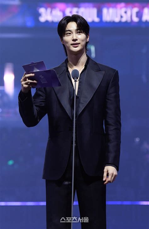 변우석x넷플릭스 143억뷰 ‘나 혼자만 레벨업으로 뭉친다 [공식]