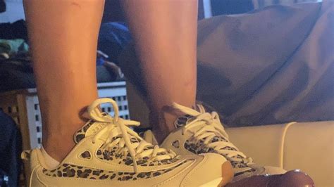 Skechers Uno Print Shoejob On Cockbox Shoejob Footjob Fantasy