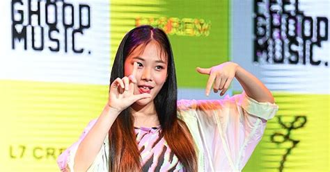 비비 해명 라이브 방송 중 오열 후 피로 스트레스로 인한 것