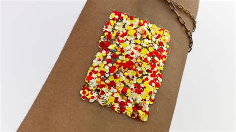 Gilded Ruby 044 Chunky Glitter Gel Elektra Cosmetics