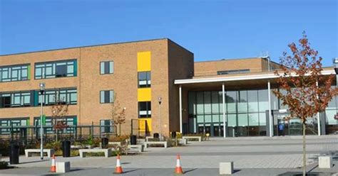 Woman Teacher 31 Is Banned From Classrooms For Having Sex With 15