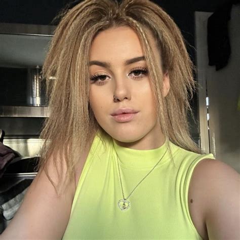 Mitchell Helenas Post Lemon8