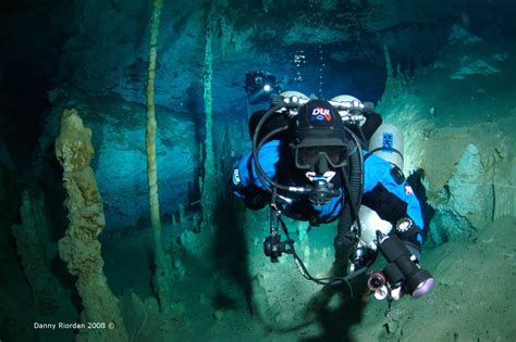 Cave Diving Isnt As Crazy As It Sounds Kirk Scuba Gear Secure Home Shopping For Scuba