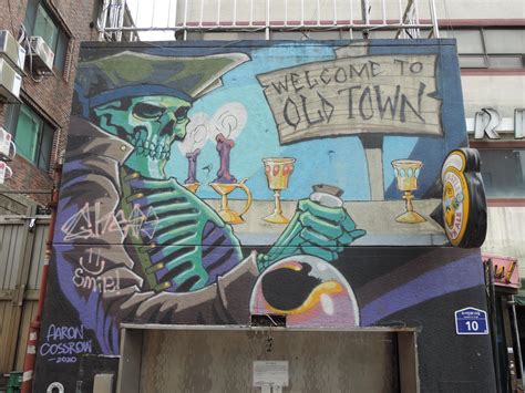 South Korea Seoul Itaewon District Streetart Characters