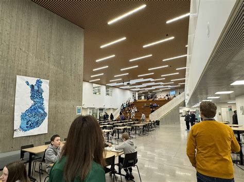 Финланд Улсын Турку хотын туршилтын дунд сургуультай танилцлаа