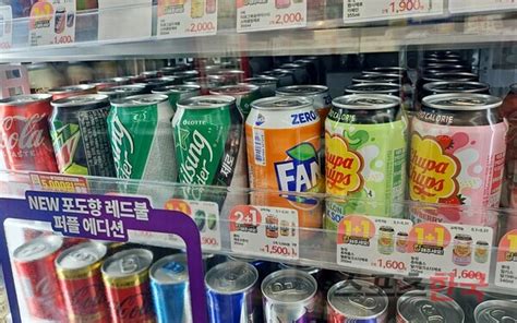 Gs25 탄산음료 매출 절반이 제로…cu는