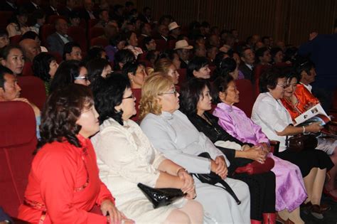 МОНГОЛ УЛСАД БАРИЛГЫН САЛБАР ҮҮСЧ ХӨГЖСӨНИЙ 90 ЖИЛИЙН ОЙГ ДАРХАНЧУУД