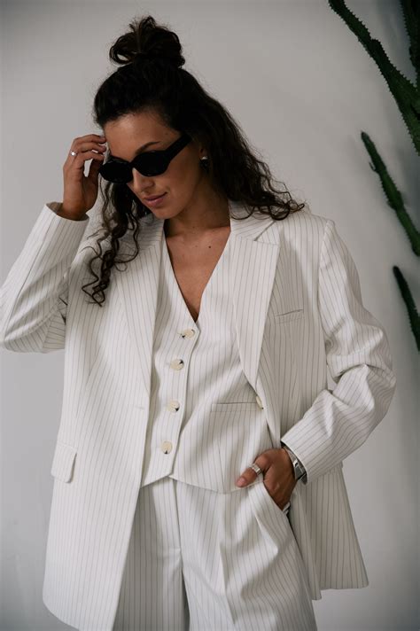 Пиджак в полоску | Белый – купить за 12 200 ₽ | Birdy