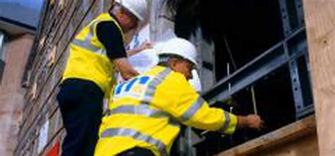 Британските строителни предприемачи започват съкращения Profit Bg