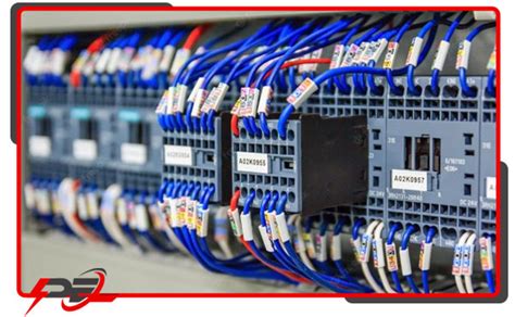 تابلو برق Plc چیست و چه کاربردی دارد ؟ 5 مزایا تابلو برق Plc