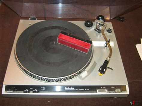 Technics SL Frequency Generator Servo Turntable With Audio Technica